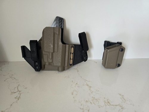 T1C Echo Kydex holster for CZ P10C w/ TLR-7