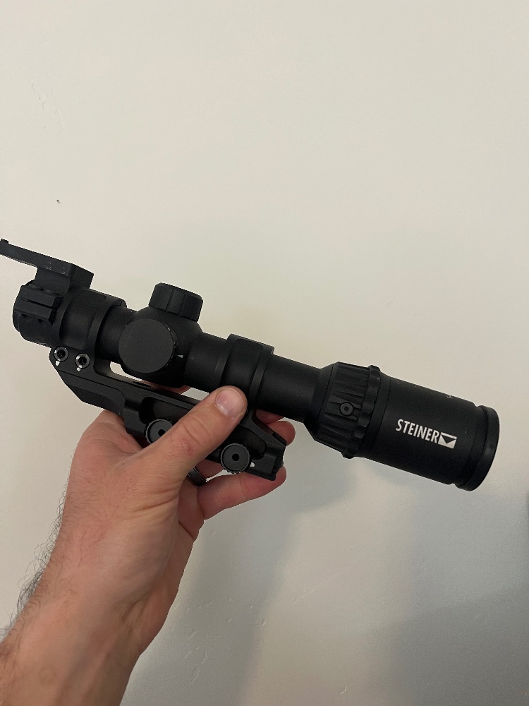 Steiner P4Xi in scalar works mount